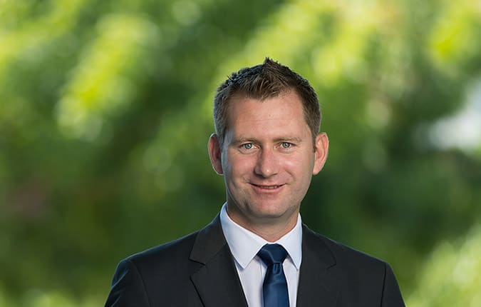 Warren Hartley, Senior Vice President | Maples Group